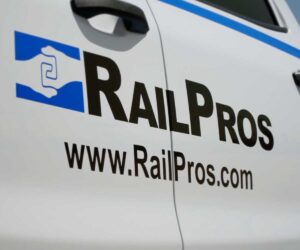 What Do RWICs Do? - What is a Railway Flagman? - RailPros